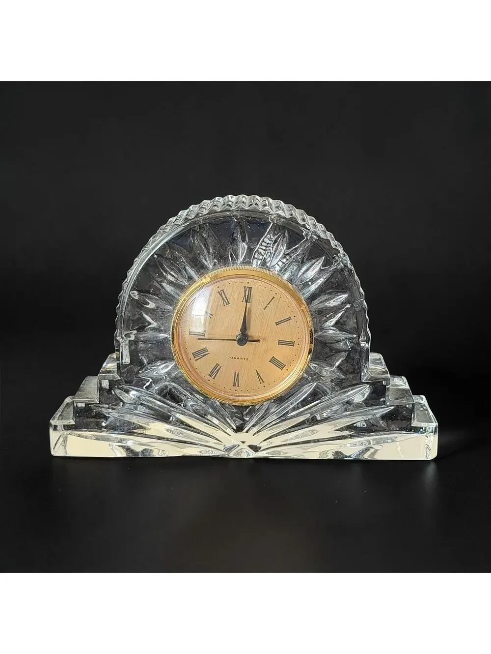 Wall Decor | Vintage Cikatia Crystal Mantel Clock Quartz Roman Numeral ...